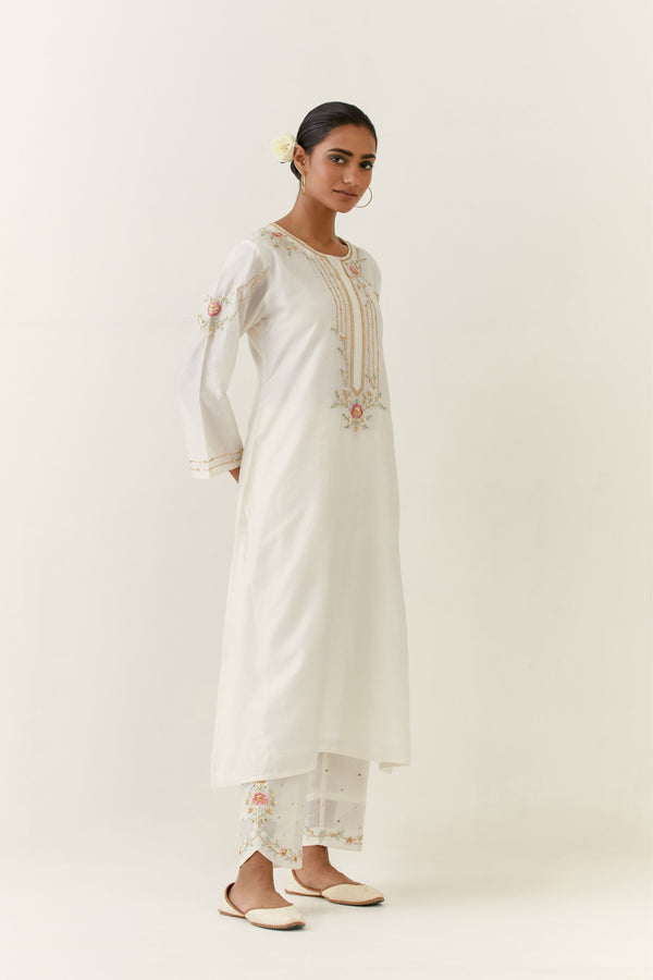 Anantaa By Roohi - Off White Kurta Set - Elahe