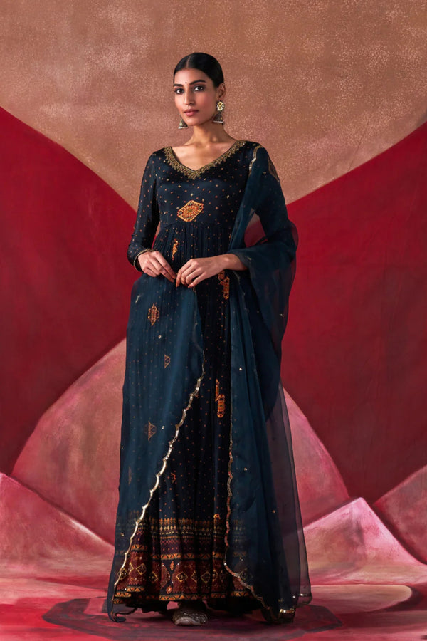 Arnavi Anarkali Set - Elahe