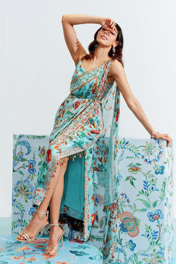 Mahima Mahajan - Husna Blue Embroidered Choga Set - Elahe