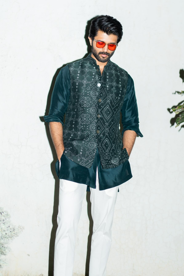 Divyam Mehta Menswear - Elahe