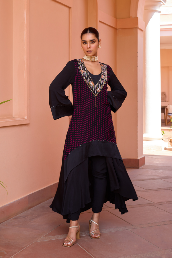 Isha Gupta Tayal - Kavya Kurta Set - Elahe