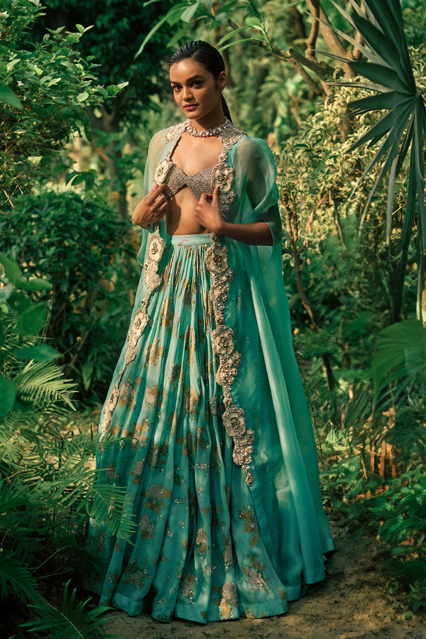 Bhumika Sharma Tagged "Blue" - Elahe